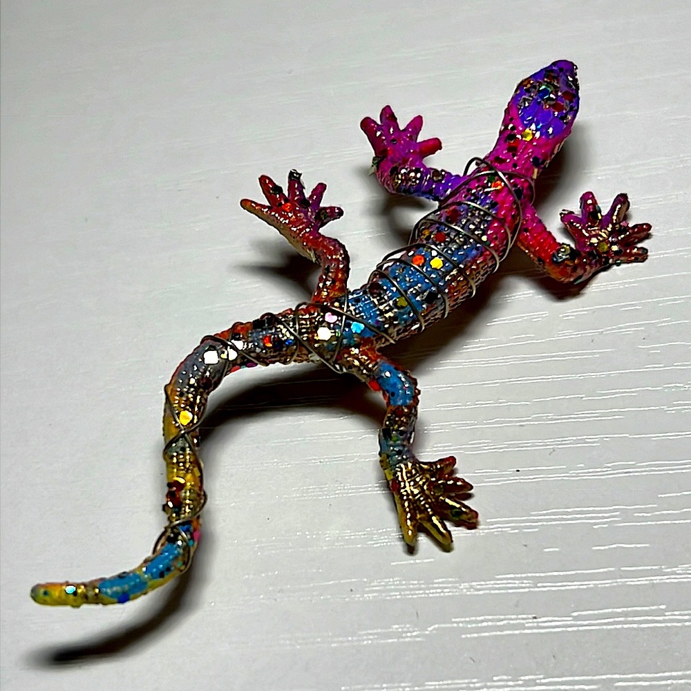 Handcrafted Rare Vintage Gecko Pin - Gem